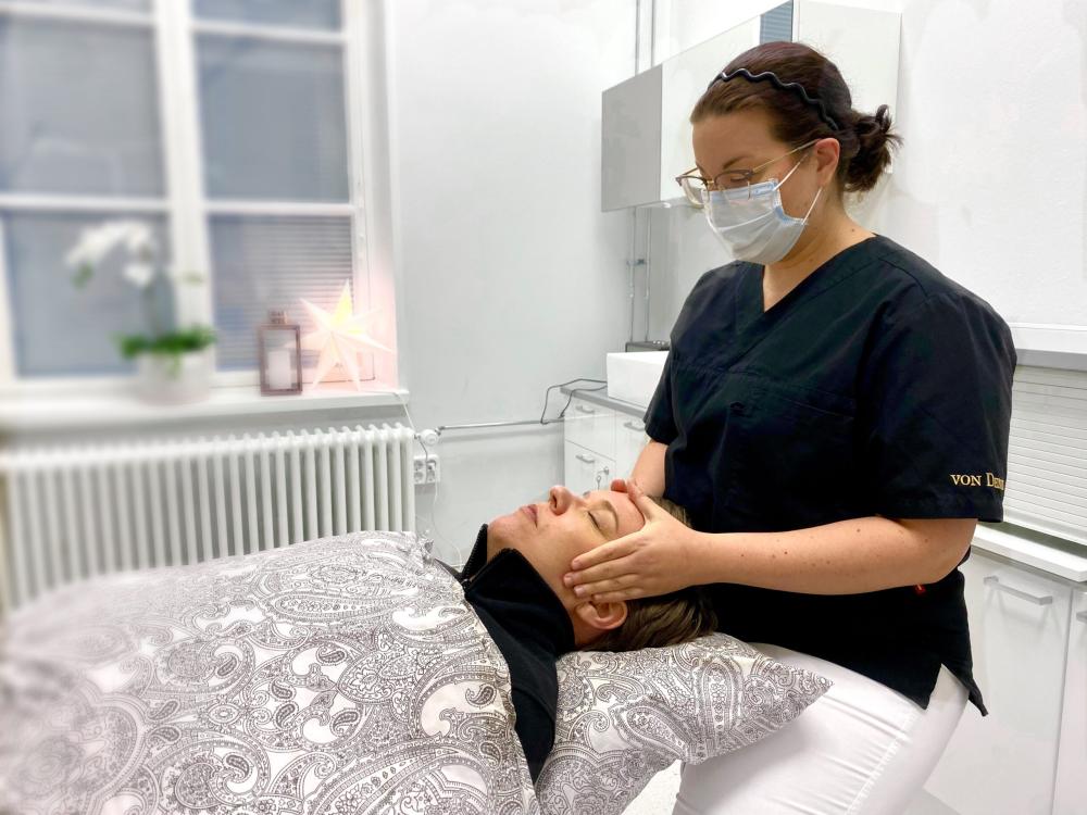 Purentalihasten hieronta Turussa - Von Dents